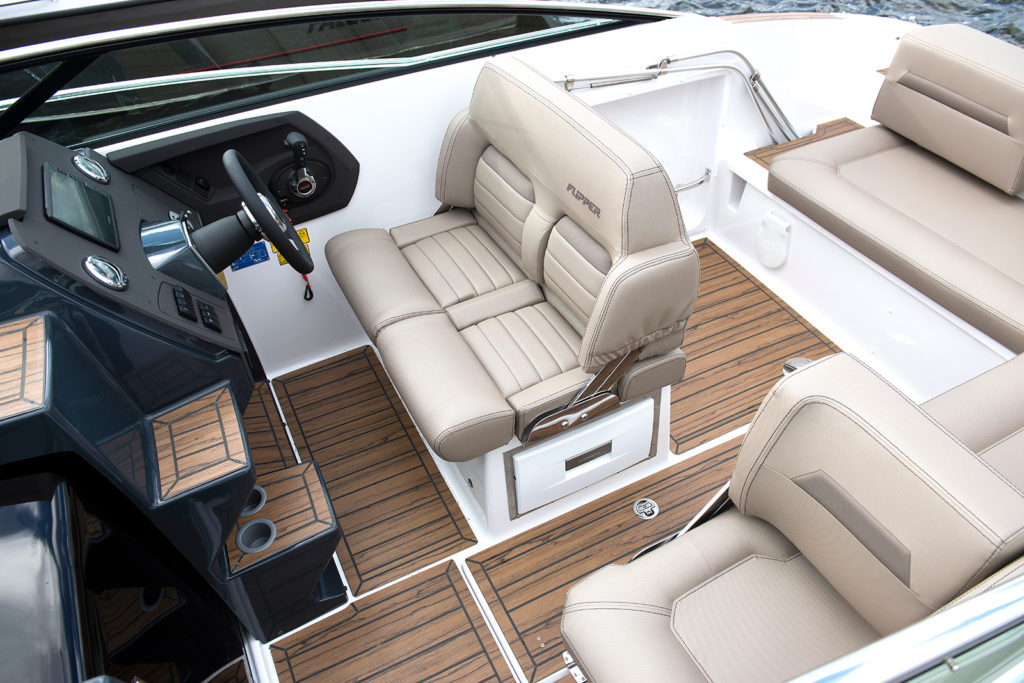 FLIPPER 700 DC | Flipper Marin | För den moderna båtägaren