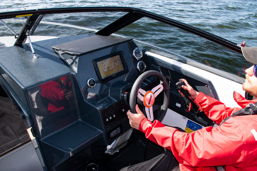 BELLA 640 DC | En daycruiser för alla | Flipper Marin